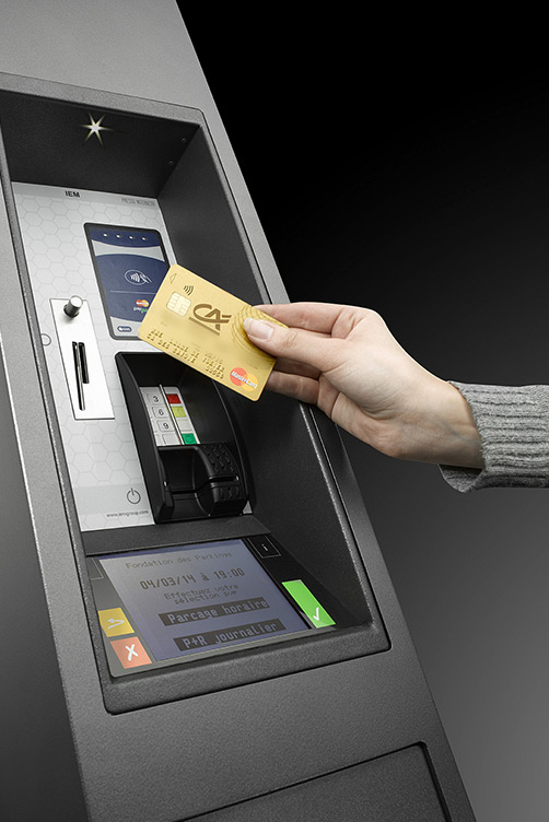 PrestoInteractif : Intelligent pay and display machine - IEM